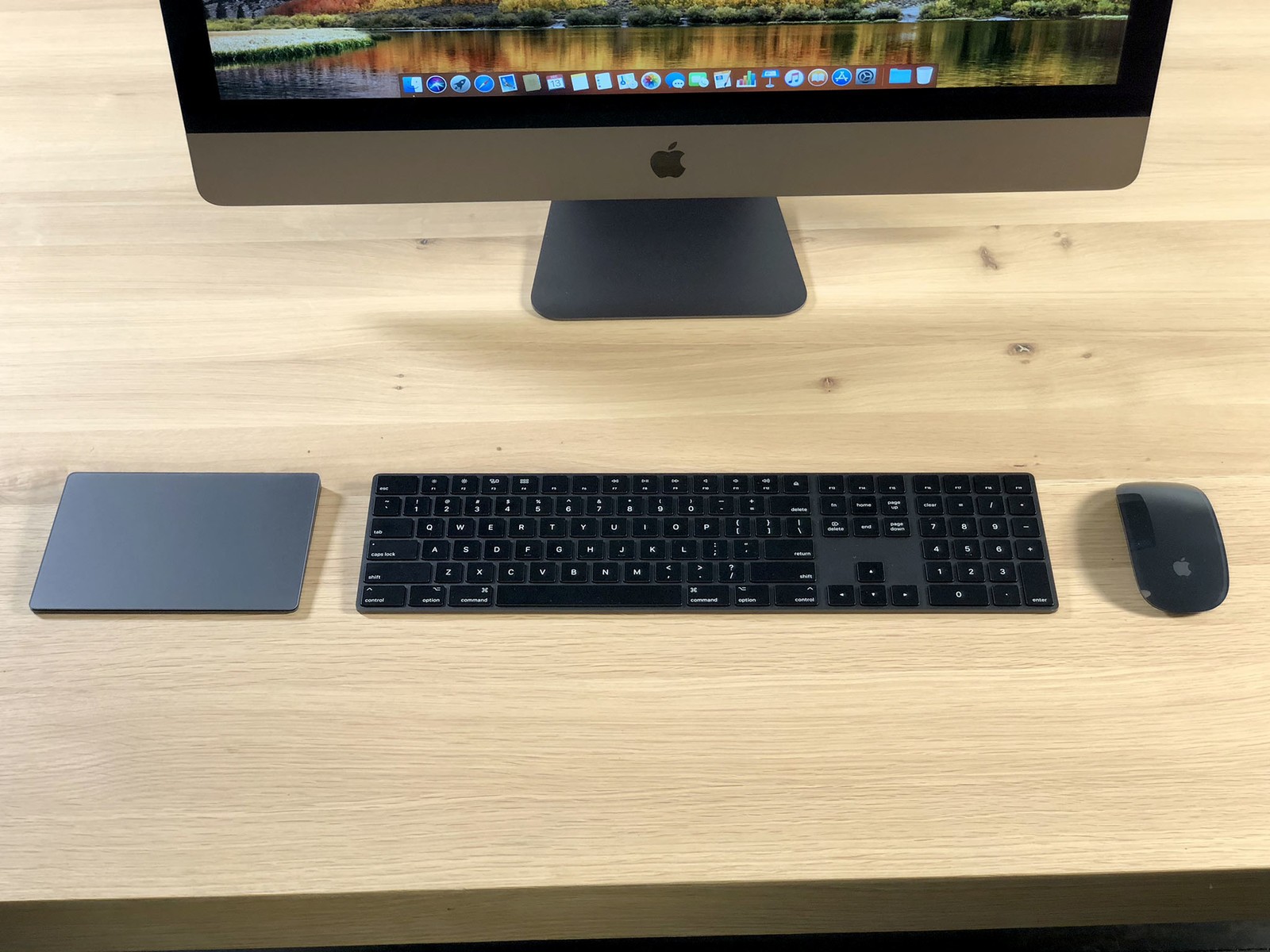 Space Gray Magic Keyboard ve Magic Trackpad 2 artık ayrı olarak ...